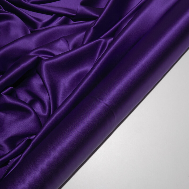 NIKODO Boutique Tesaturi | Materiale textile la metru pentru rochii