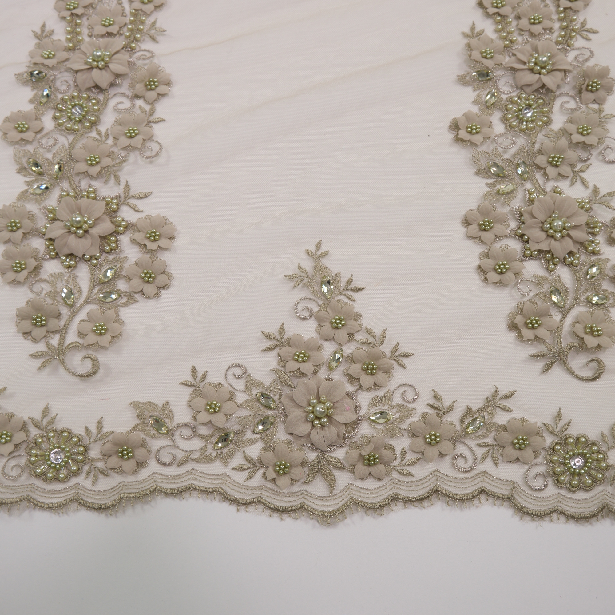 Dantela accesorizata 3D