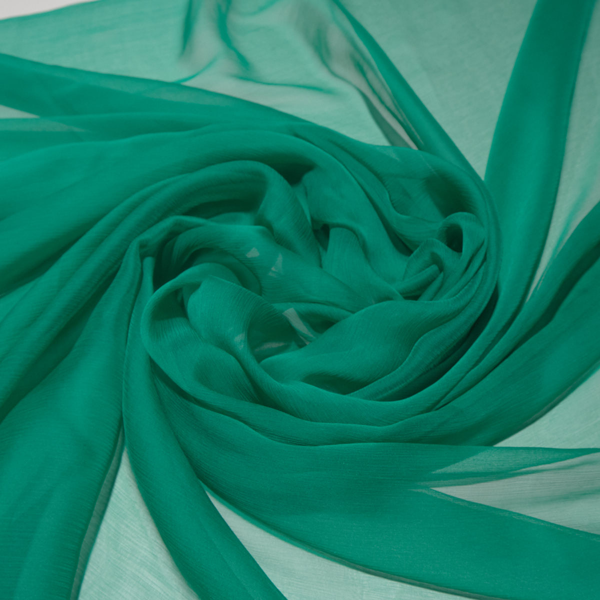 Voal de matase naturala creponat (muselina) Verde smarald